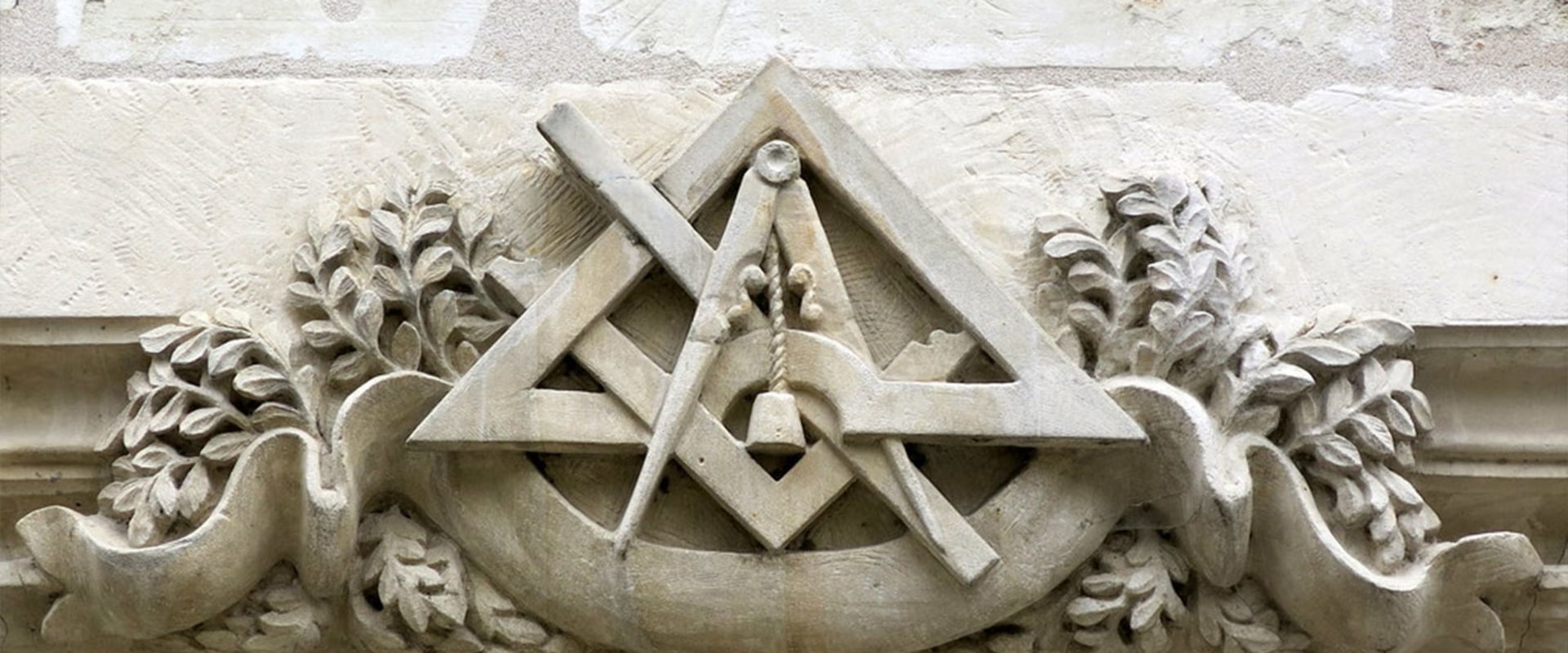 What are the Symbols of Freemasonry?